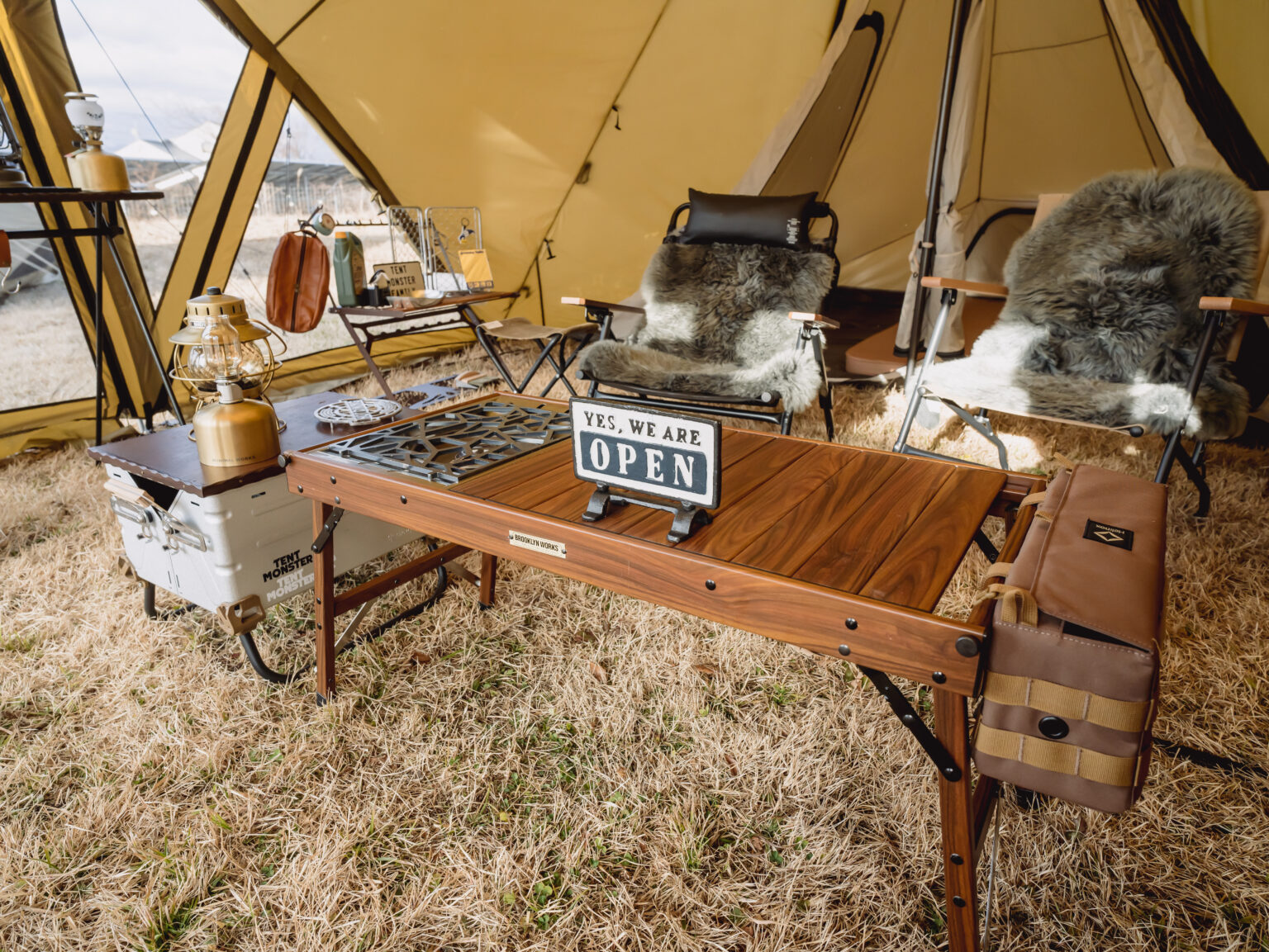 ロロ🛳レイアウト紹介 - TENT MONSTER RENTAL